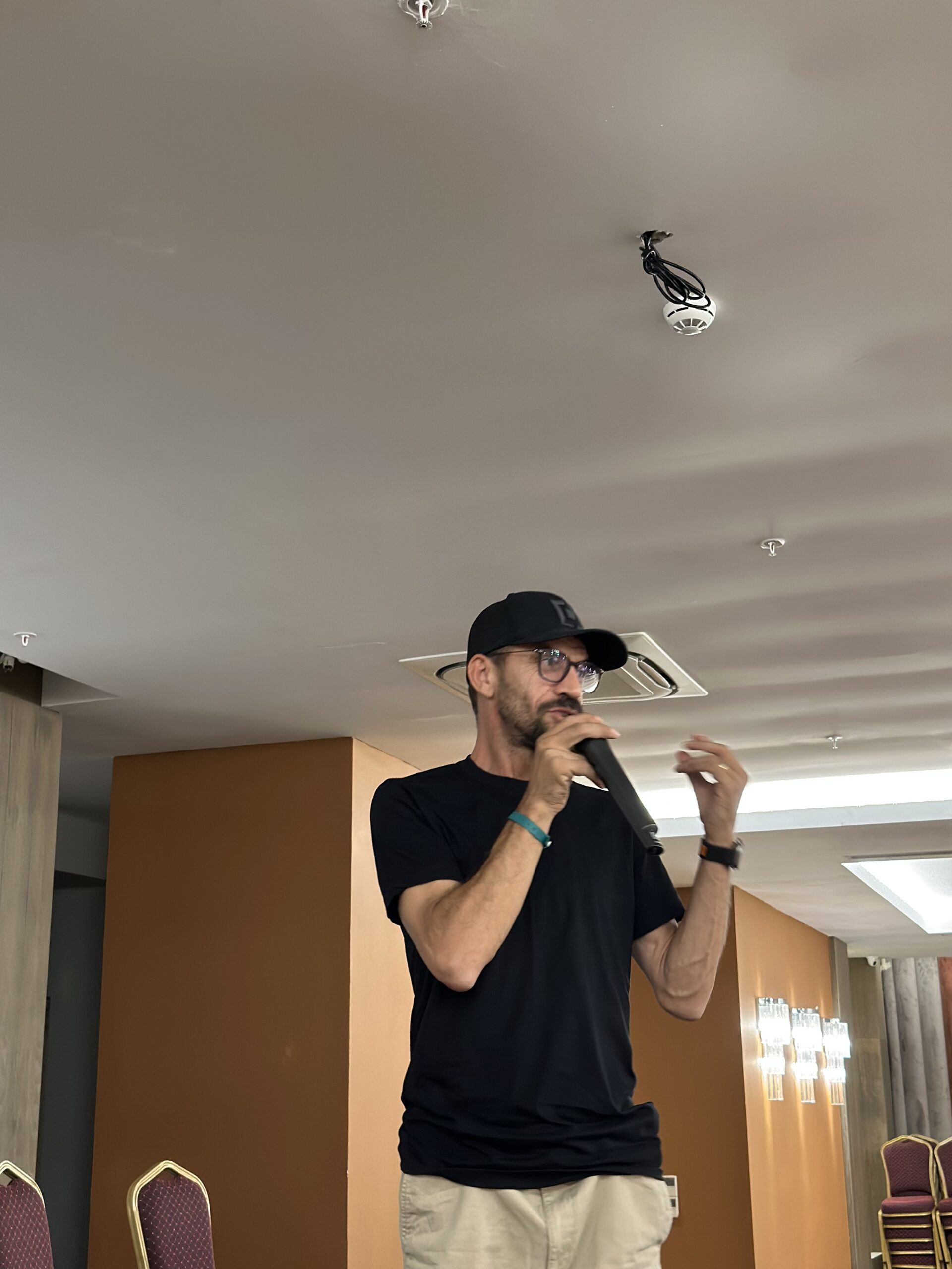 Programi “Bëhu Mjeshtër Manifestimi” – VR AKADEMI